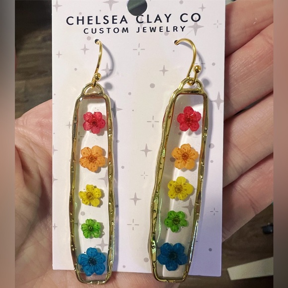 Chelsea Clay Company | Jewelry | Real Pressed Rainbow Flower Resin Gold ...